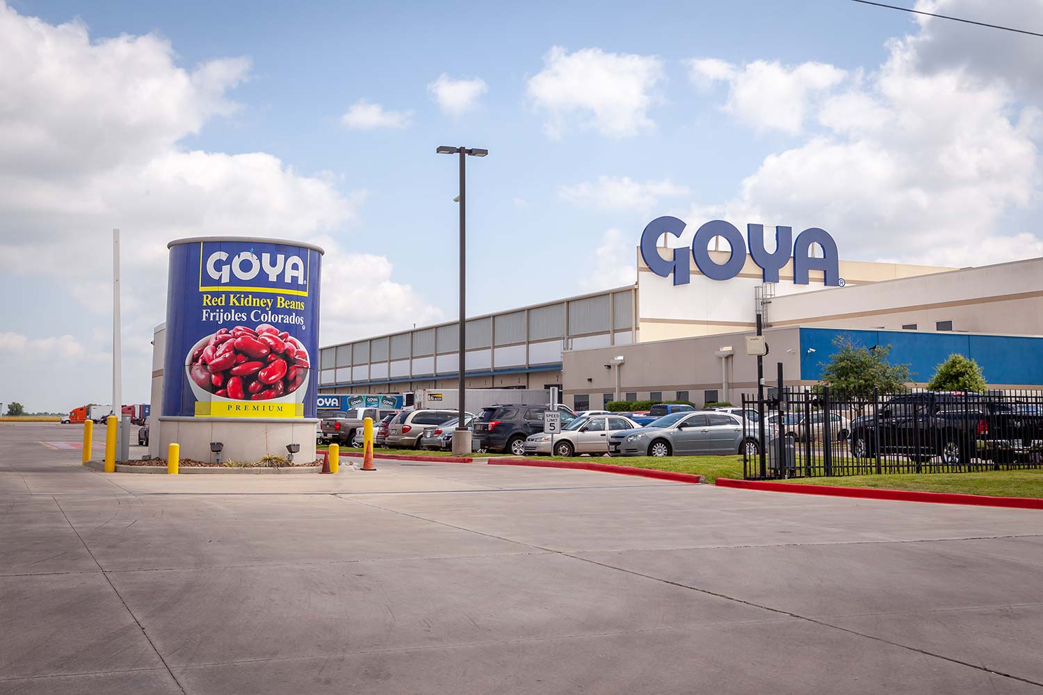 Goya Headquarters - Halff