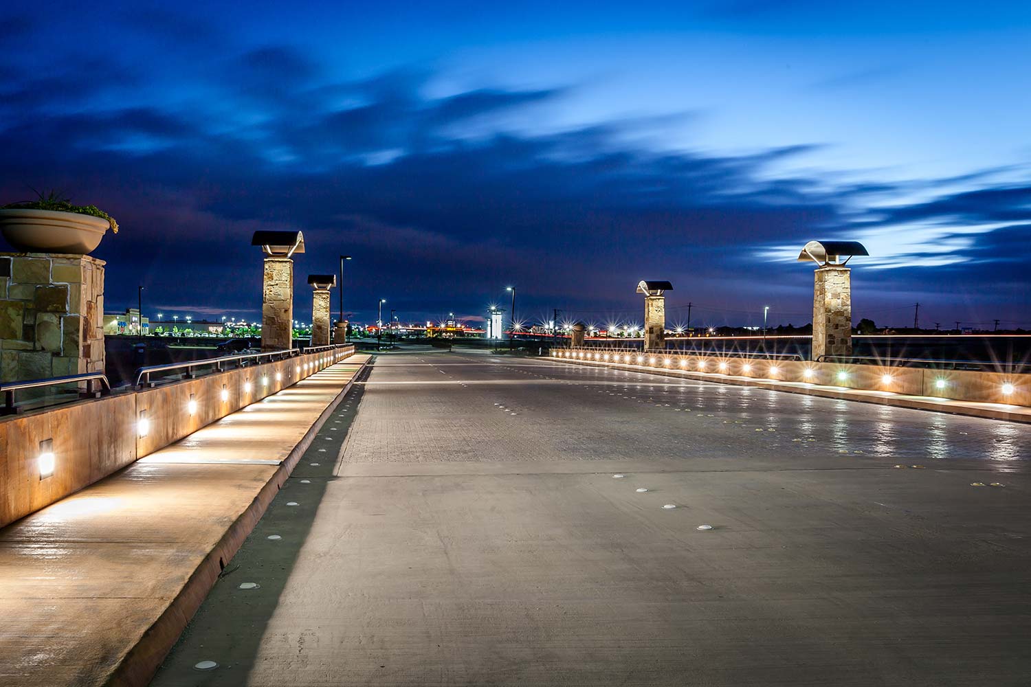 Glade Parks Boulevard Bridge - Halff